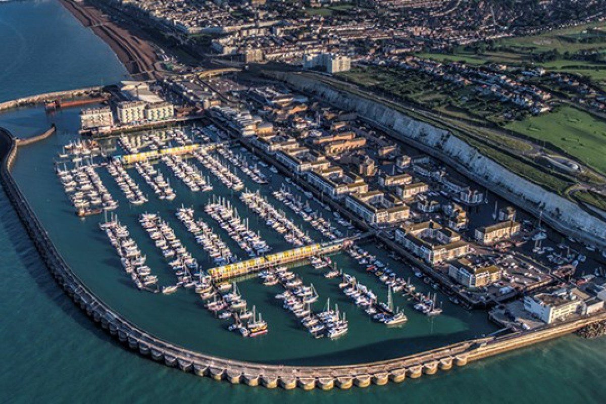Guide to Visiting Brighton By Boat - Ancasta